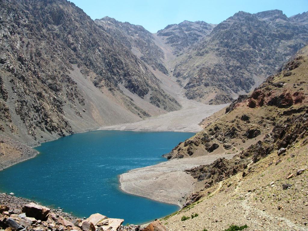 JEBEL TOUBKAL DES DEL LAGO IFNI
